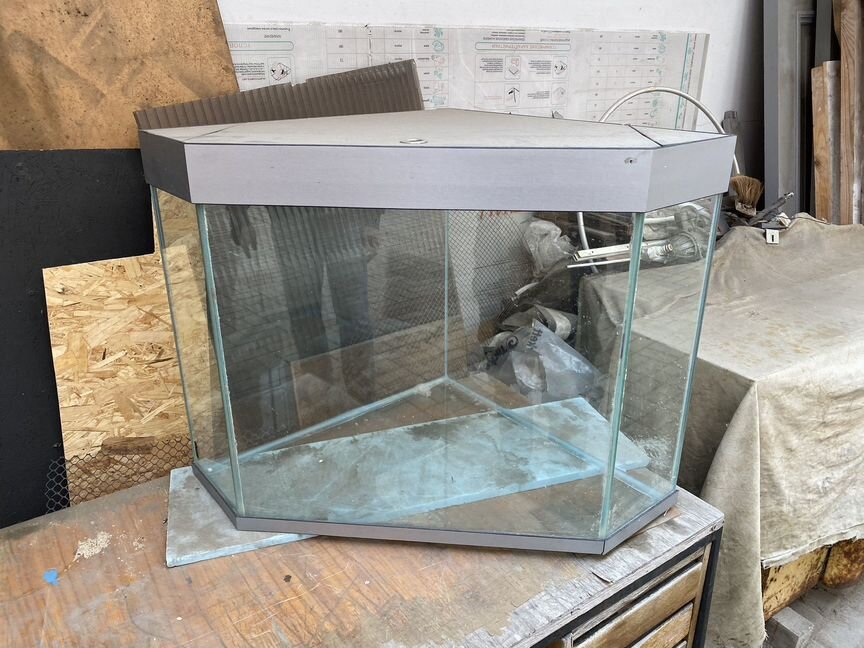 Аквариум большой