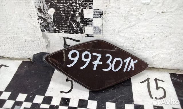 Заглушка буксировочного крюка переднего бампера Vo купить в Санкт ...