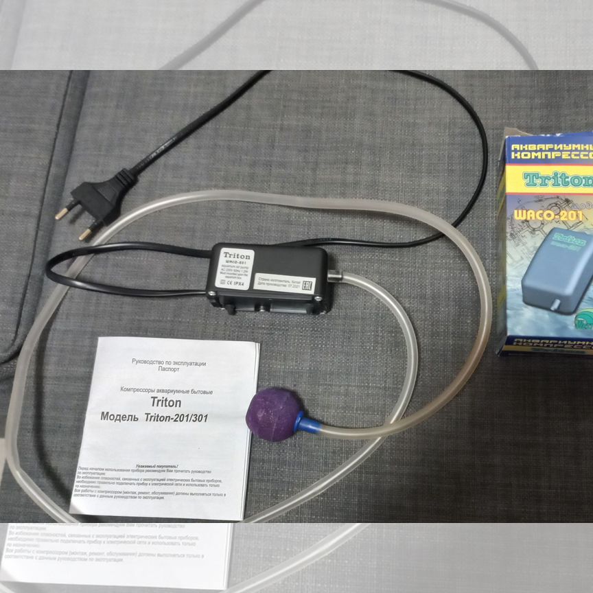 Компрессор аквариумный Triton waco-201