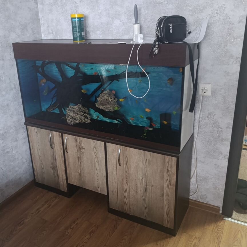 Аквариум с тумбой 300 литров
