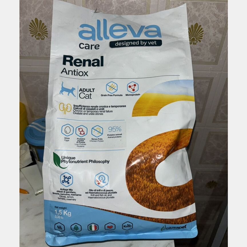Корм для кошек renal alleva 1,5 кг б/у