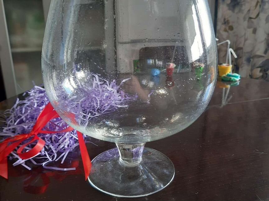 Аквариум в виде бокал
