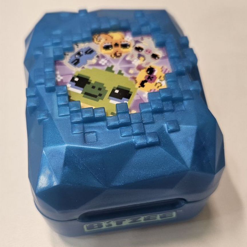 Тамагочи, Питомец Bitzee Magicals G