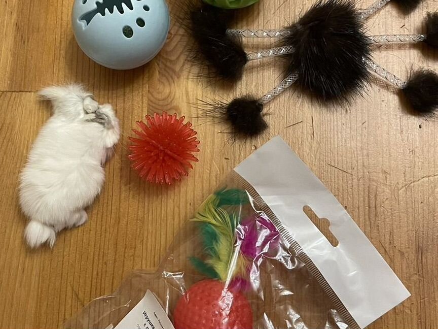 Игрушки для кота