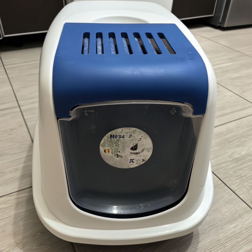 Закрытый туалет для кошек большой