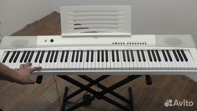 Цифровое пианино Tesler KB-8850 White новое купить в Красноярске ...