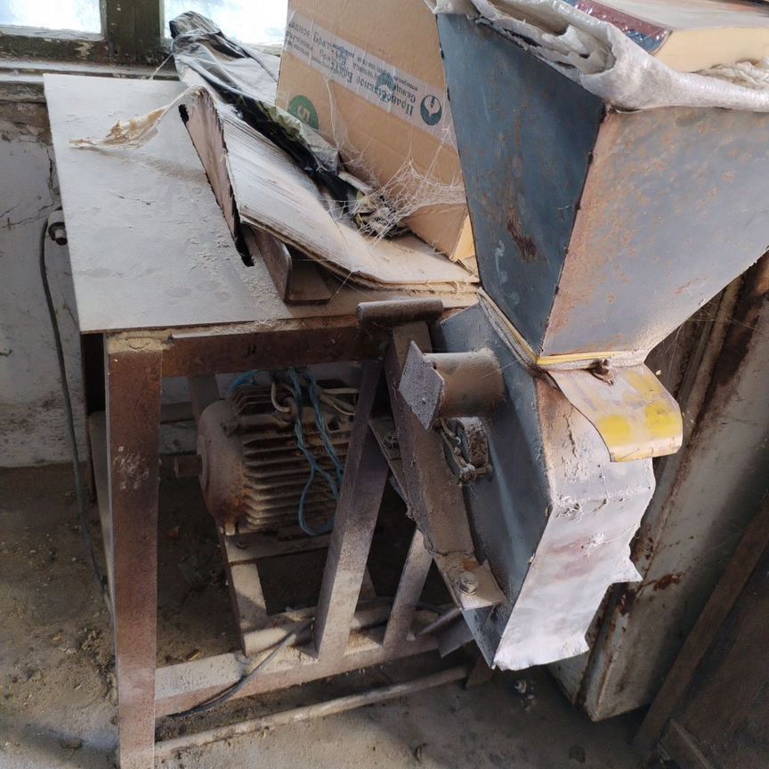 Крупорушка зерно дробилка циркулярка