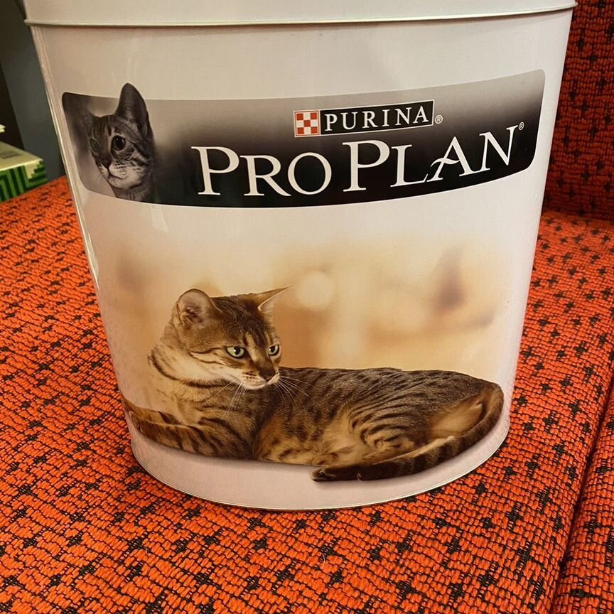 Банка для корма для кошек Purina