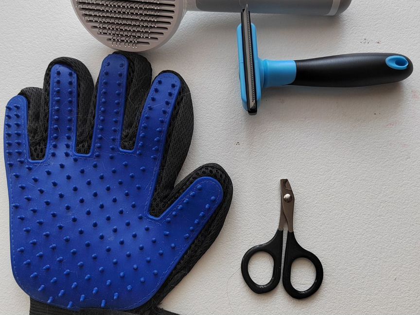 Расчёски для котов и когтерез