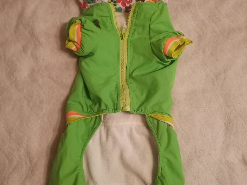 Комбинезон для маленькой собачки