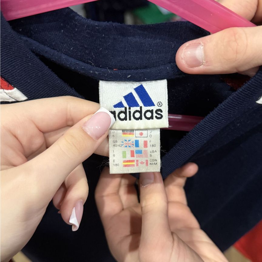 Футболка adidas