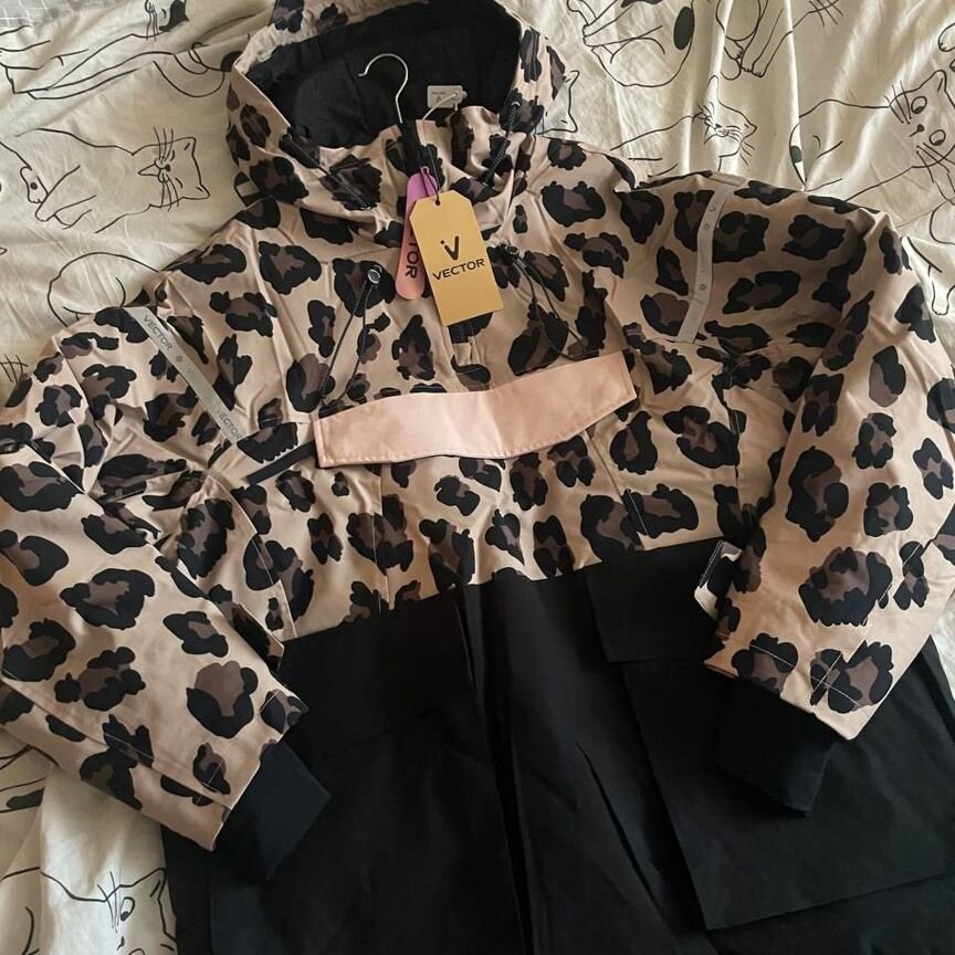 Анорак сноубордический vektor