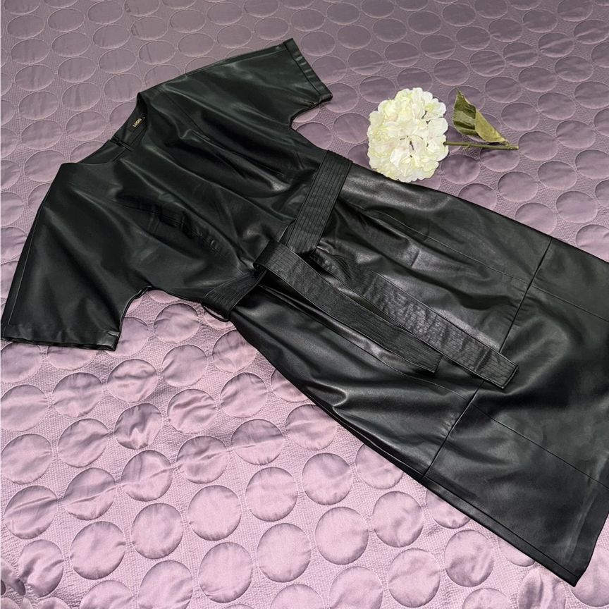 Платье женское 46 lusio экокожа