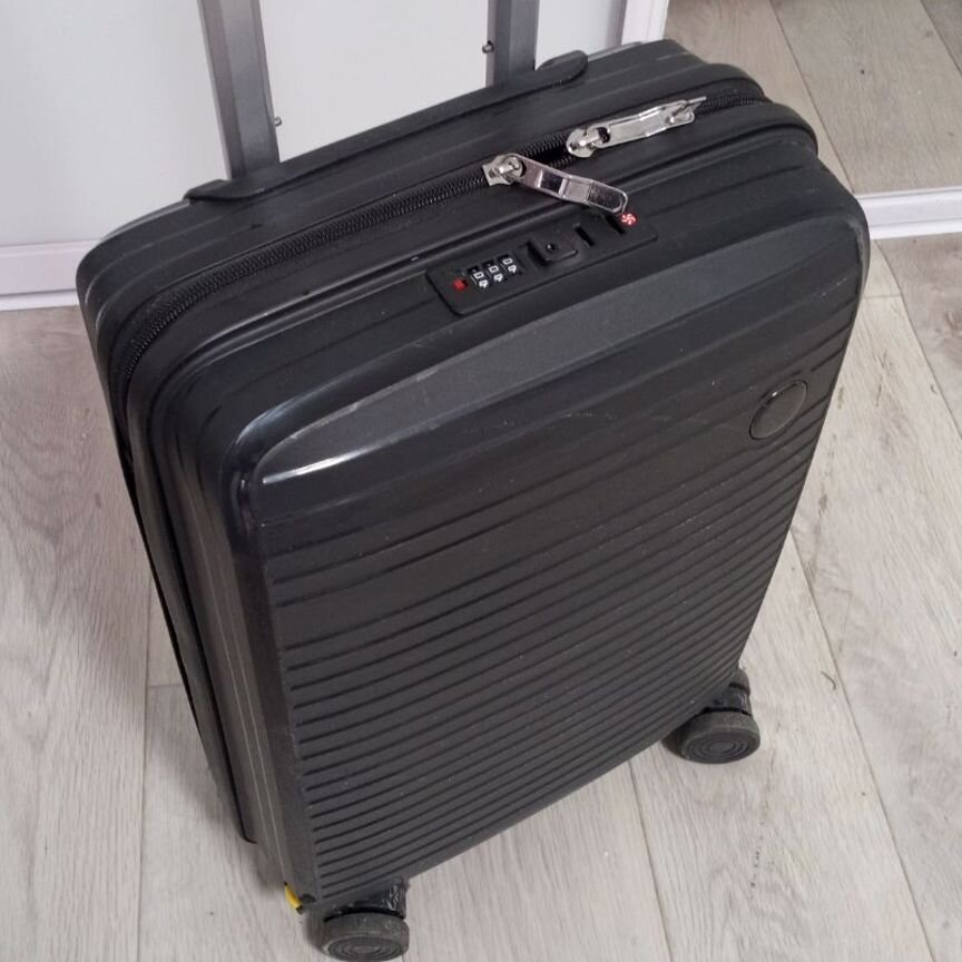 Чемодан XS ручная кладь