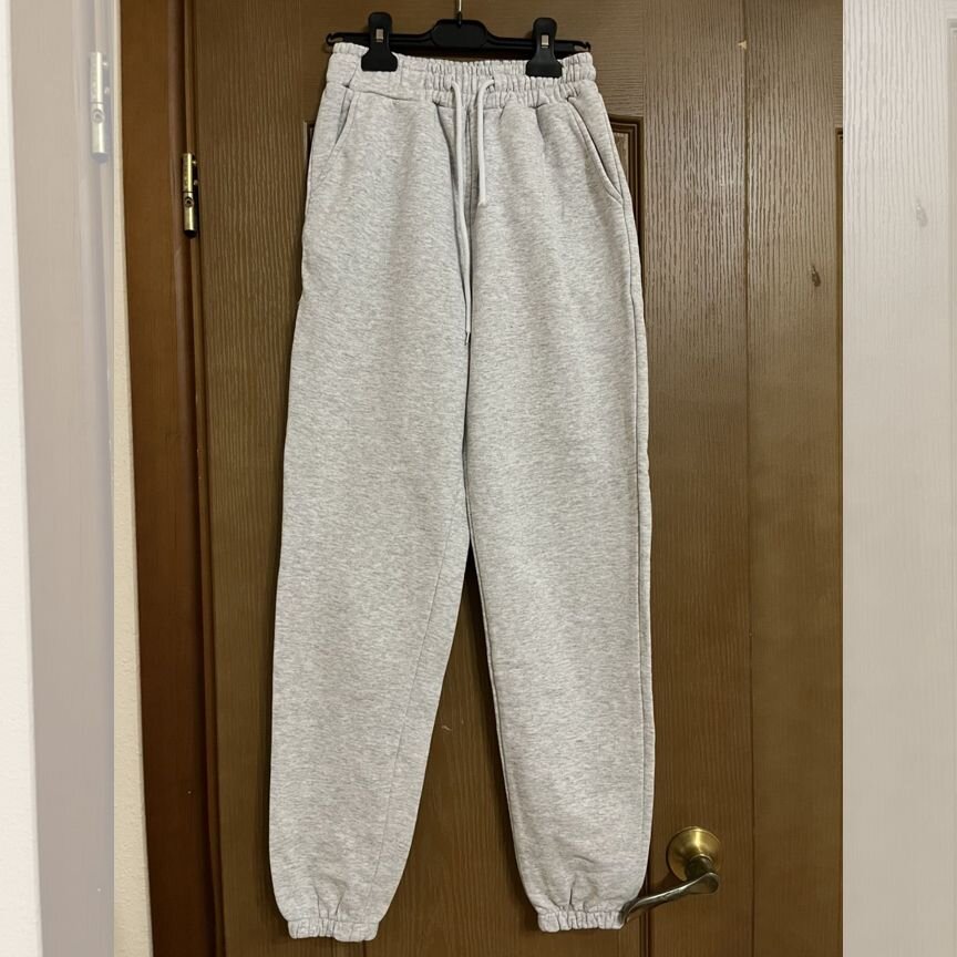 Спортивные штаны