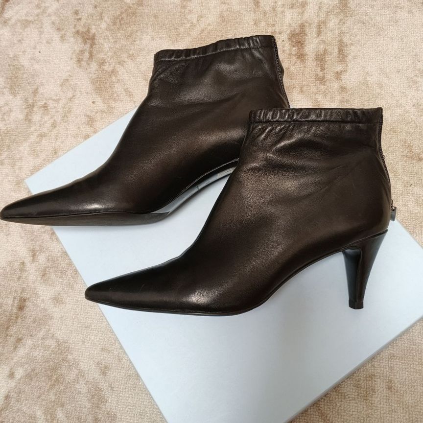 Ботильоны натуральная кожа 40 Эконика