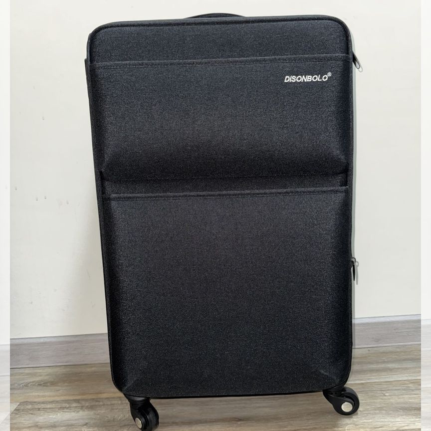 Большой чемодан на колесах (L/L )