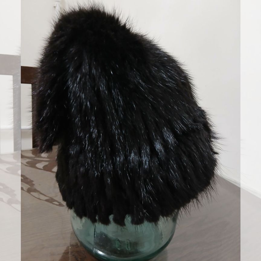 Шапка зимняя меховая женская
