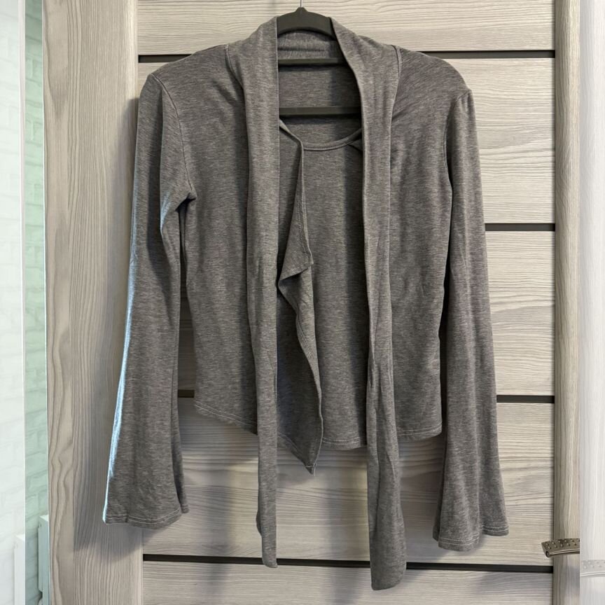 Кофточка женская