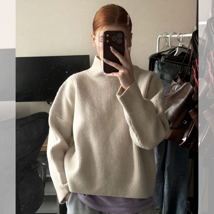 Свитер женский